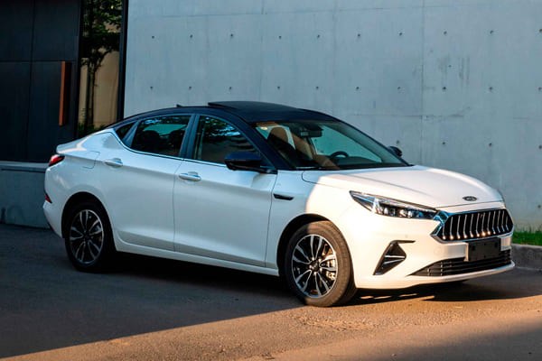 سعر ومواصفات جاك J7 موديل 2024 - ايجي كار